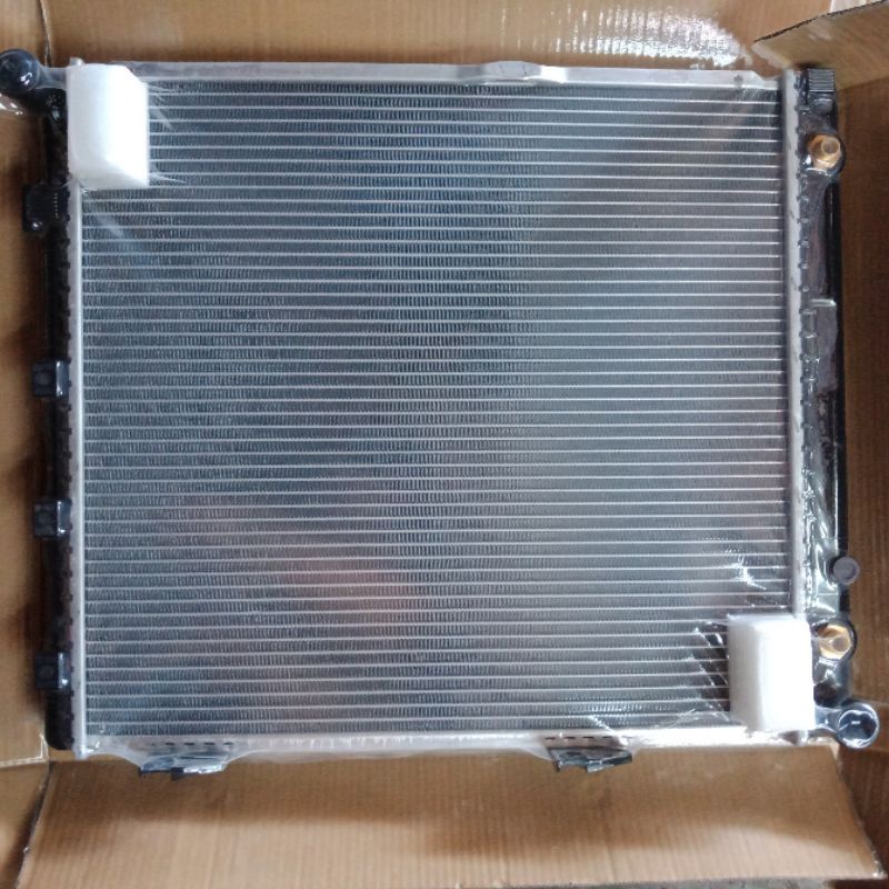 MERCEDES-BENZ W124 E250 PA32 HIGH QUALITY AUTO RADIATOR | Shopee Malaysia