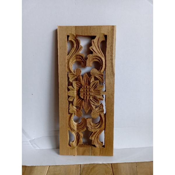 KAYU Teak Loster Teak Roster Lister Wood Oranmen Carved Wood Door ...