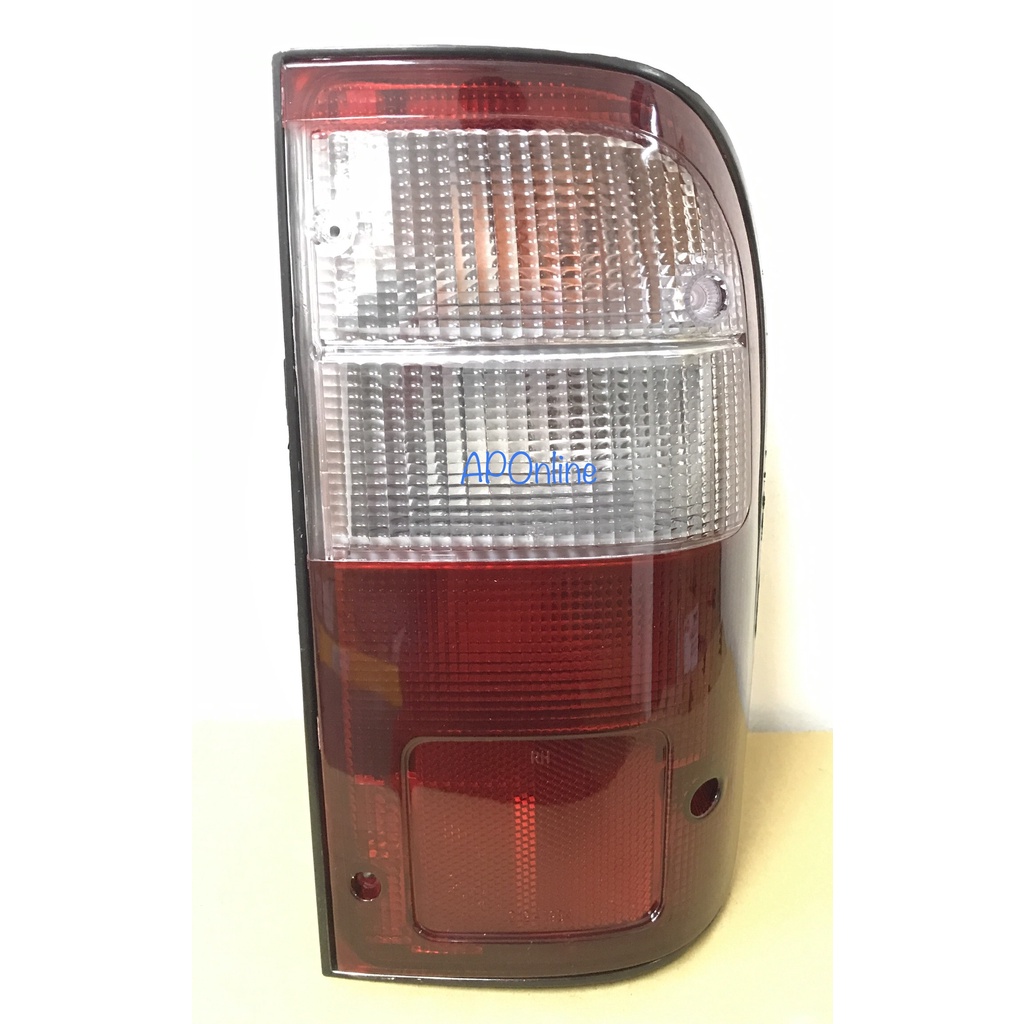 Toyota Hilux SR Ln166 / Ln167 / Rzn174 1998-2005 Tail Lamp / Lampu ...