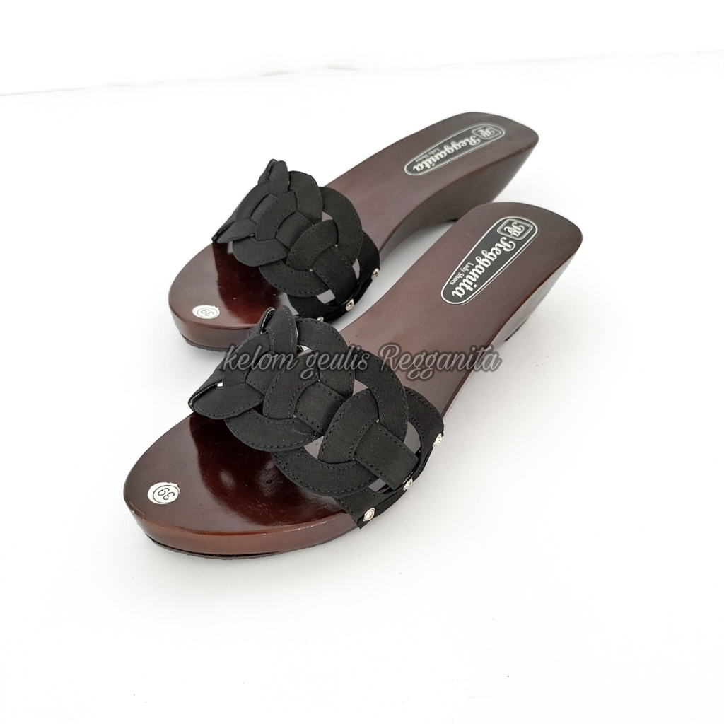 Women's teplek wooden sandals/Kelom geulis teplek | Shopee Malaysia