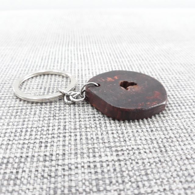 Kayu Menang Keychain 招财赢木钥匙圈 | Shopee Malaysia
