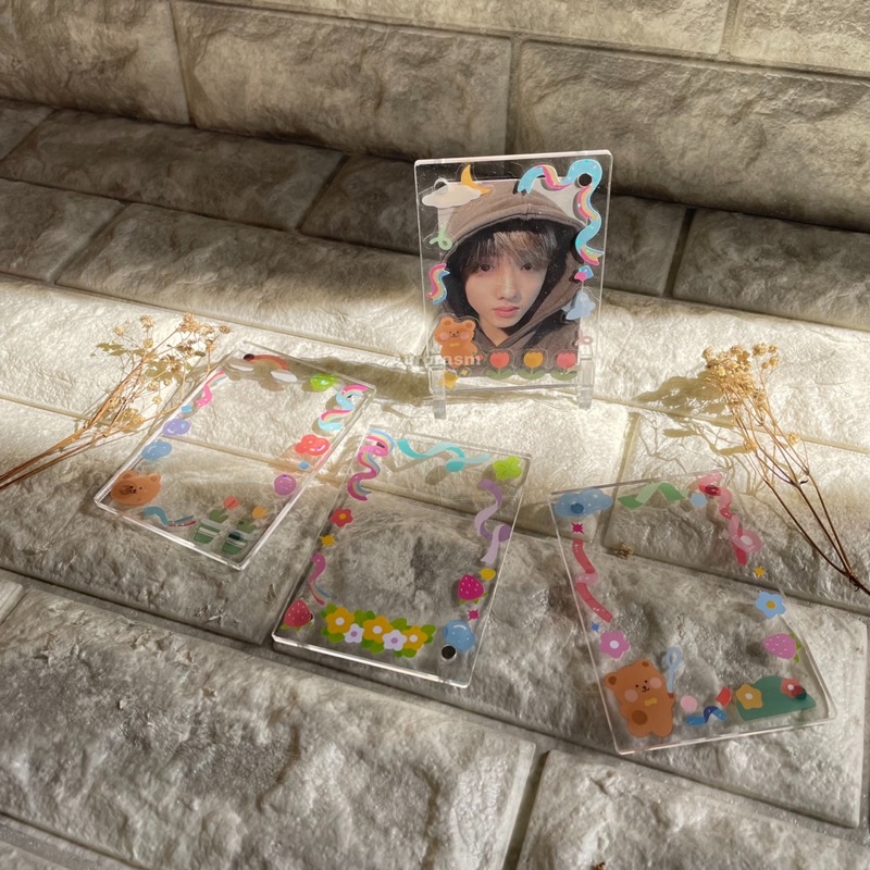 Acrylic Frame/kpop photocard magnet Frame random design | Shopee Malaysia