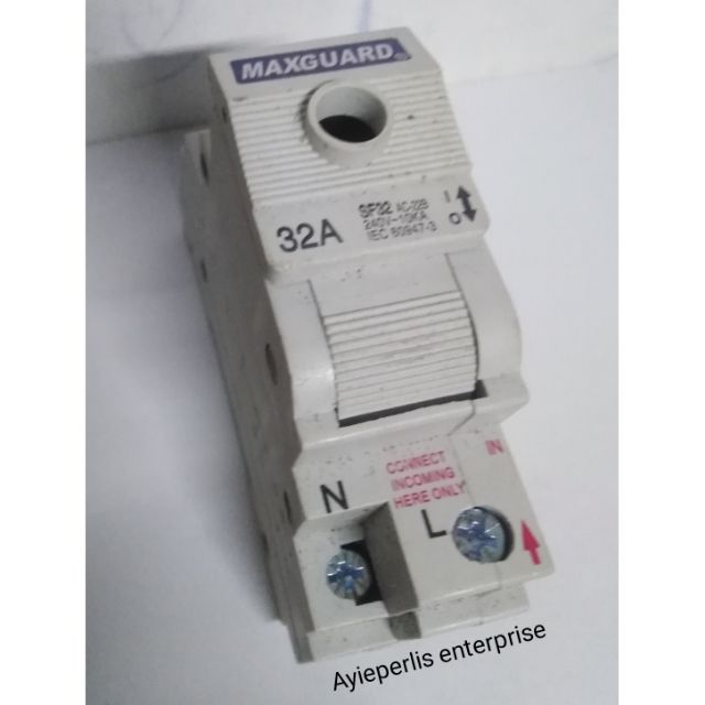 Main switch maxguard 32A 1 pol +Neutral | Shopee Malaysia