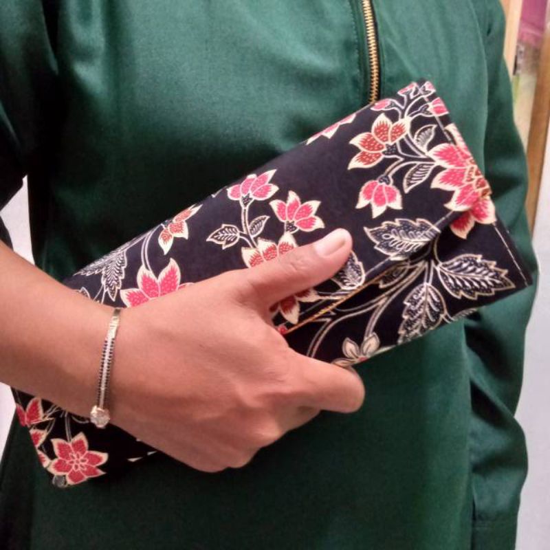 Batik Wallet Wedding Souvenirs, Folding Wallets, | Shopee Malaysia