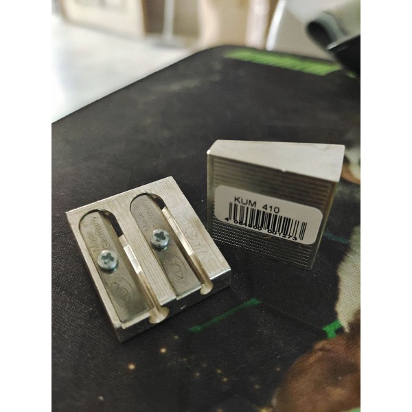 KUM 2-Hole Magnesium Sharpener | Shopee Malaysia