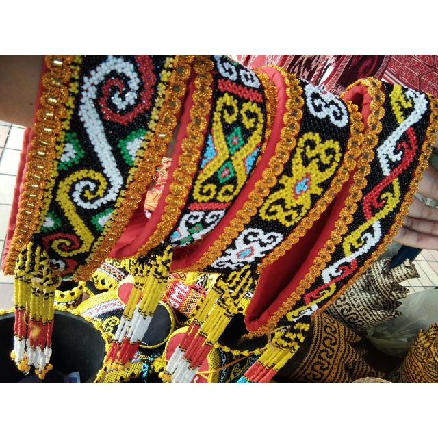 TOPI MANIK XBERTARING ORG ULU | Shopee Malaysia