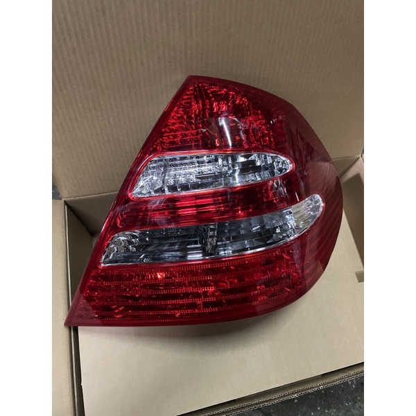 W211 TAIL LAMP 2003-2006y | Shopee Malaysia