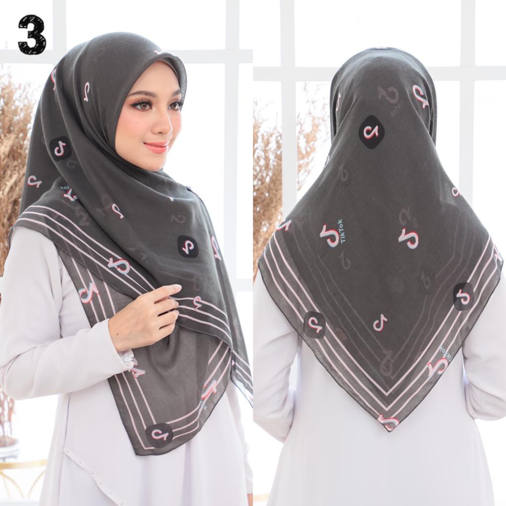 Hot item!! TUDUNG BAWAL COTTON VIRAL TANPA BATU CORAK TIK TOK & DIOR ...
