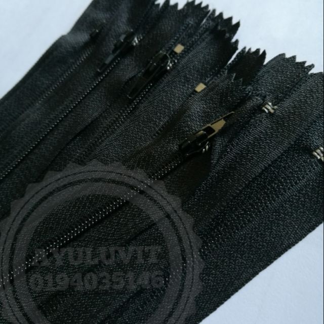 Zip kain 8" Hitam (12pcs + 1 free) | Shopee Malaysia