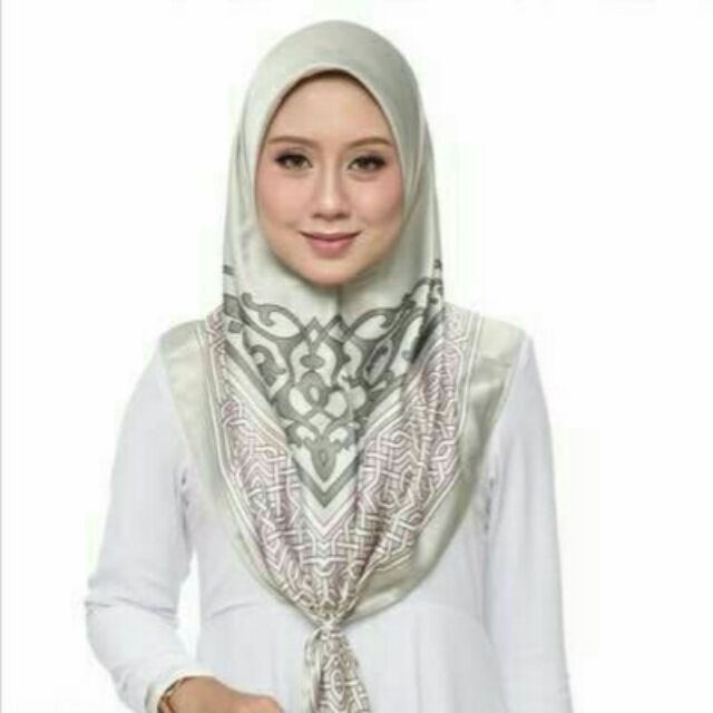 TUDUNG BAWAL SATIN CORAK ABSTRAK BIDANG 45 | Shopee Malaysia