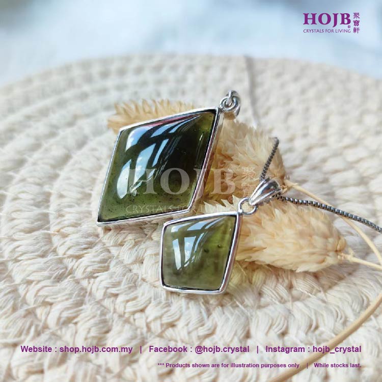 HOJB Natural Moldavite Meteorite Polished 6A Rhombus S925 Pendant 16-31mm 聚寶軒天然纯正捷克流星陨石6A菱形S925银 ...