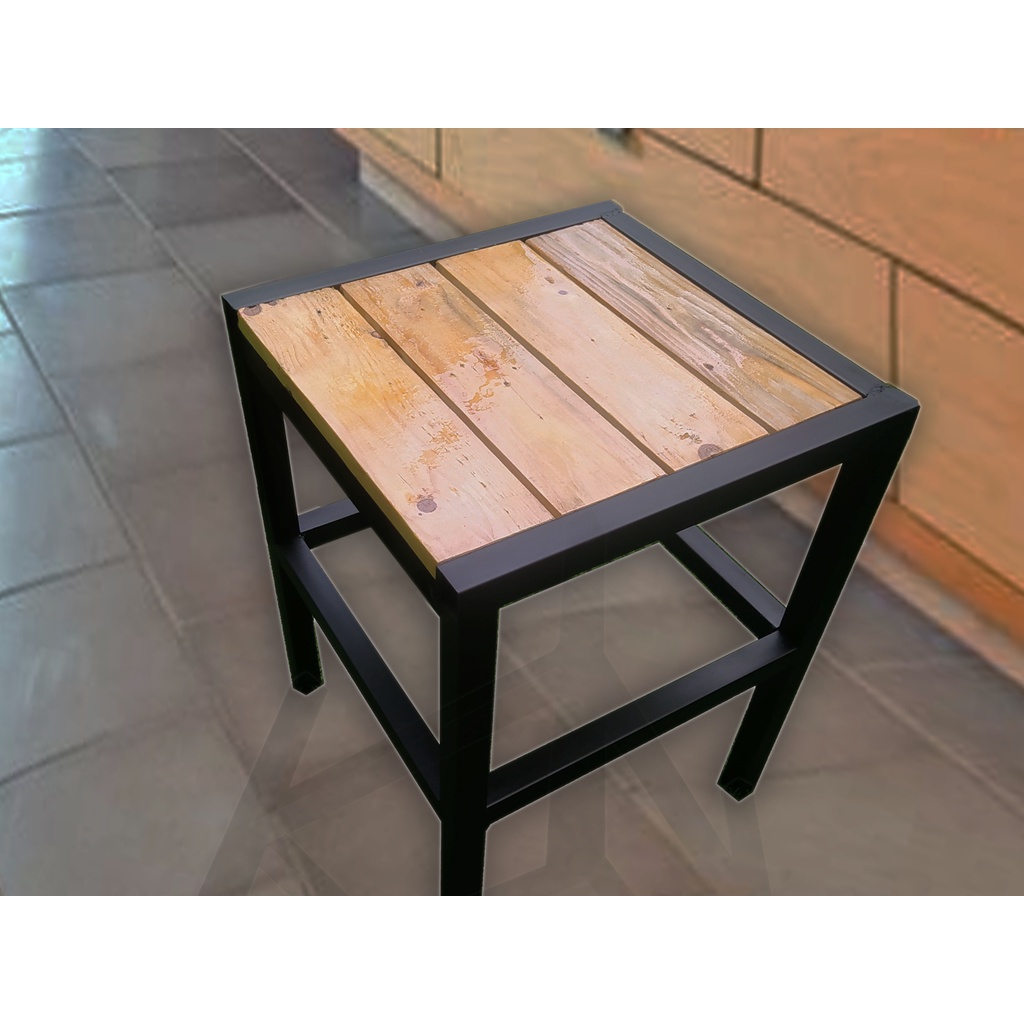 Industrial steel chair with pine wood finishes/ kerusi besi kayu pine ...
