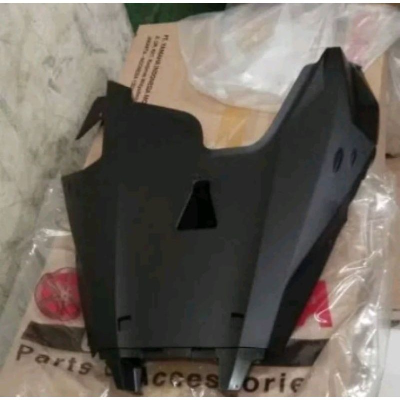 (100% ORIGINAL) YAMAHA NMAX COVER UNDER LEGSHIELD LEG SHIELD INNER ...