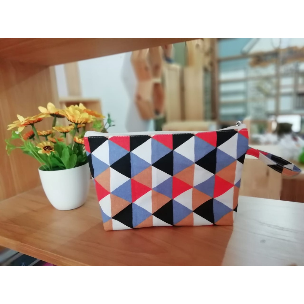 Limited Edition Custom Contemporary Small Pouch | Shopee Malaysia