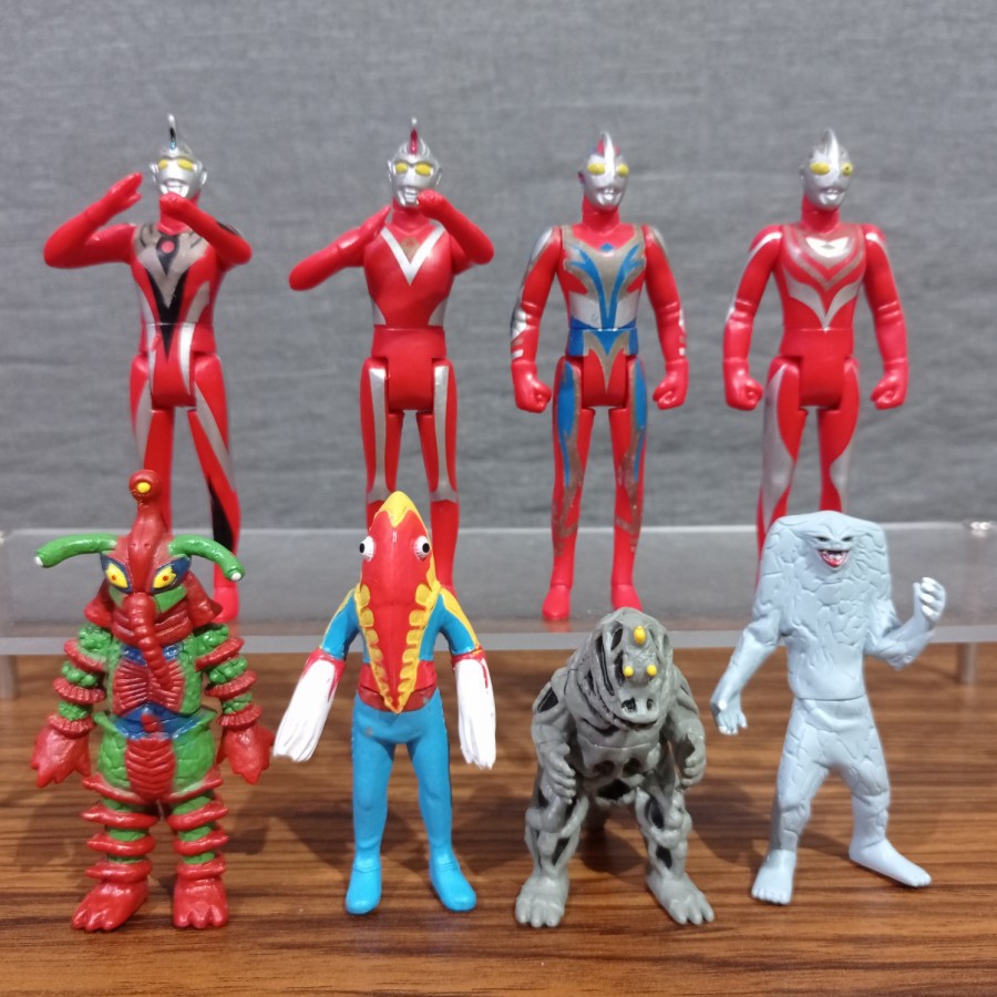 Ultraman Monster Ultraman Action Figure Display set Of 8 | Shopee Malaysia