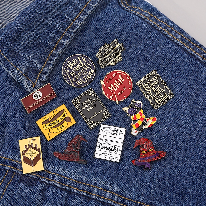 Movie Harry Potter Peripheral Brooch Pin Creative Magic Book Magic Hat ...