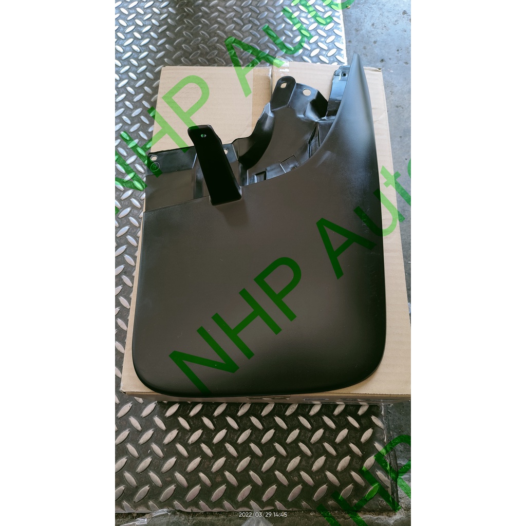 (ORIGINAL) NISSAN FRONTIER 2004 / NISSAN NAVARA D22 REAR MUD FLAP ...