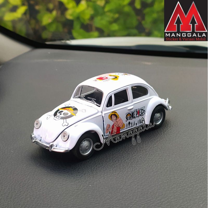 Diecast Miniature Display of VW Beetle Classic Luffy One Piece Frog Car ...