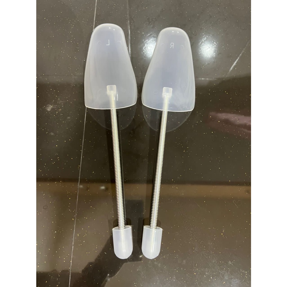 3 Pairs Man Plastic Shoe Tree With Spring ( White ) | Shopee Malaysia