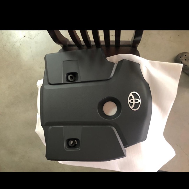 Toyota Hilux 2016” Engine Top Cover | Shopee Malaysia