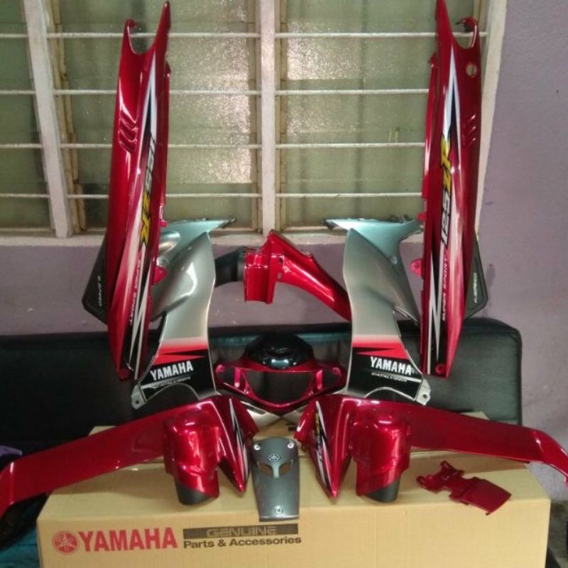 COVERSET 125zr / Coverset 125z /hitam robot /merah robot /hitam skala ...