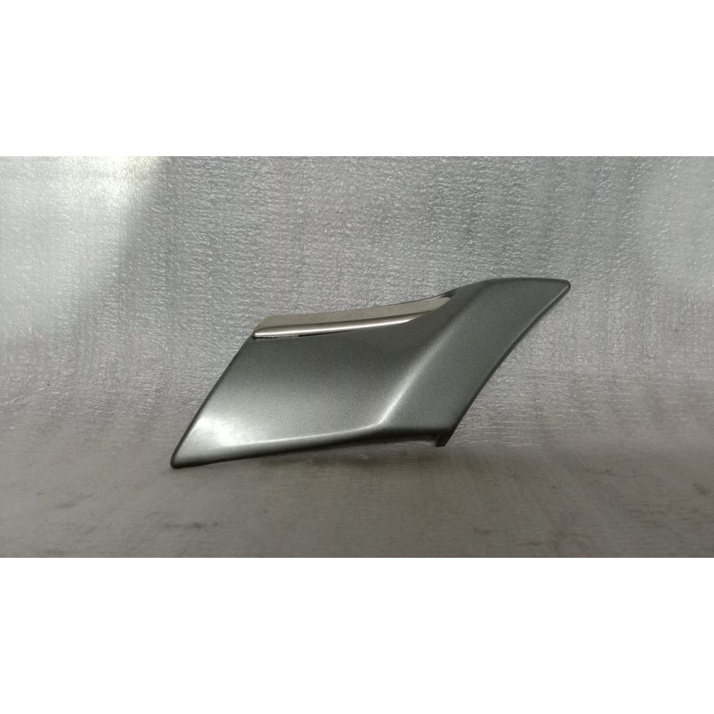MERCEDES-BENZ W202 NEW MODEL REAR FENDER MOULDING (ORIGINAL) LEFT ...