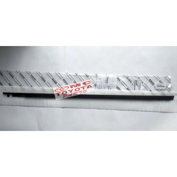 Door Seam / Left Front Outer Glass Rubber Toyota Sienta 68210-0D310 ...