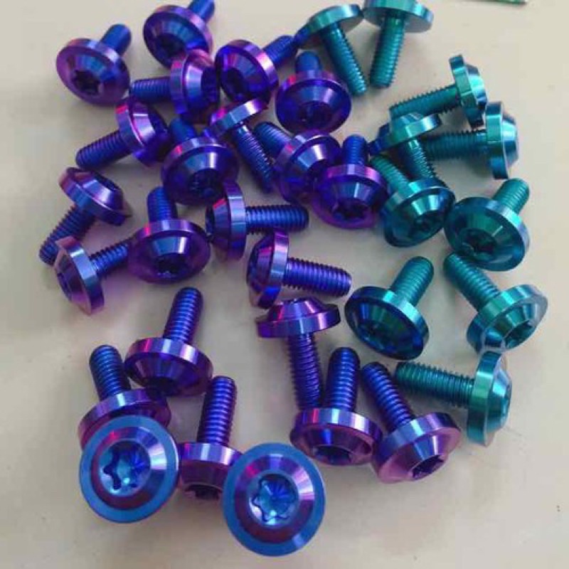 Screw 6li15 Gr5 Mounting Bonnet / Hood / Cover VARIO CLICK / AB ...