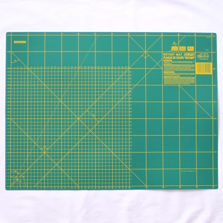 OLFA Rotary Mat Medium 18 inch x 24 inch | Shopee Malaysia