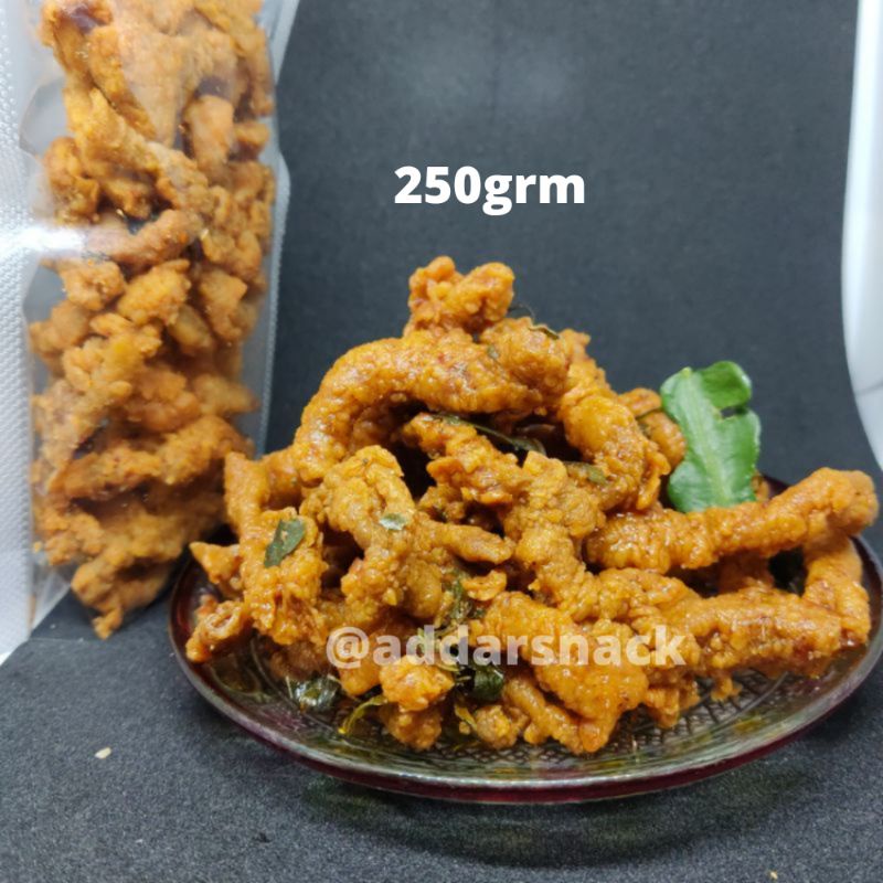 Spicy crispy chicken intestines with orange leaves net 250g | Shopee ...