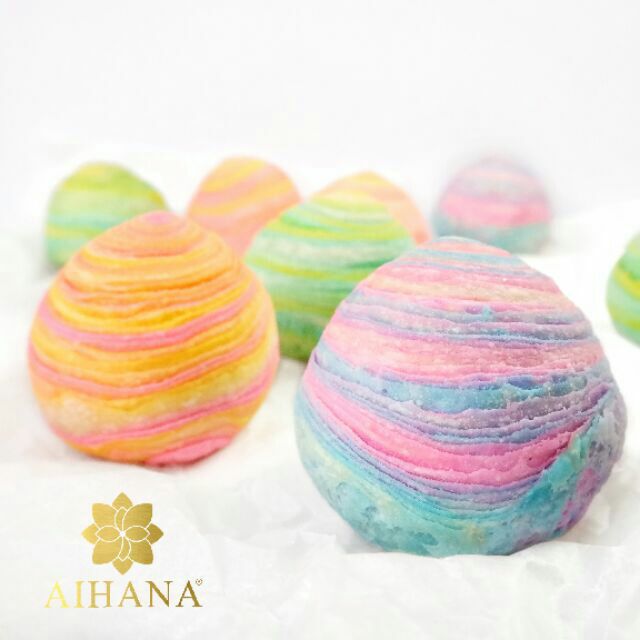 HALAL MOONCAKE/KUIH BULAN HALAL - AIHANA® Thousand Layer Mooncakes ...