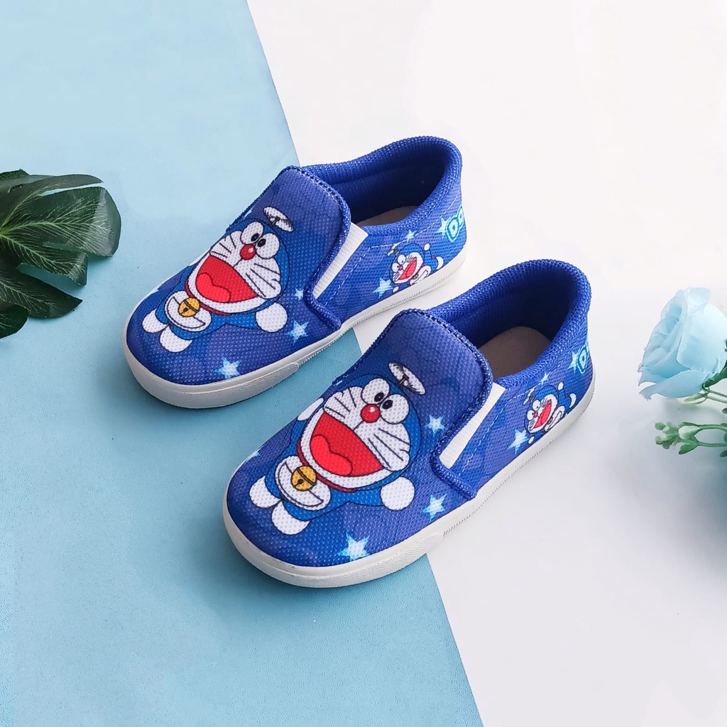 Doraemon Character Boys And Girls Imitation slipon Shoes | Shopee Malaysia