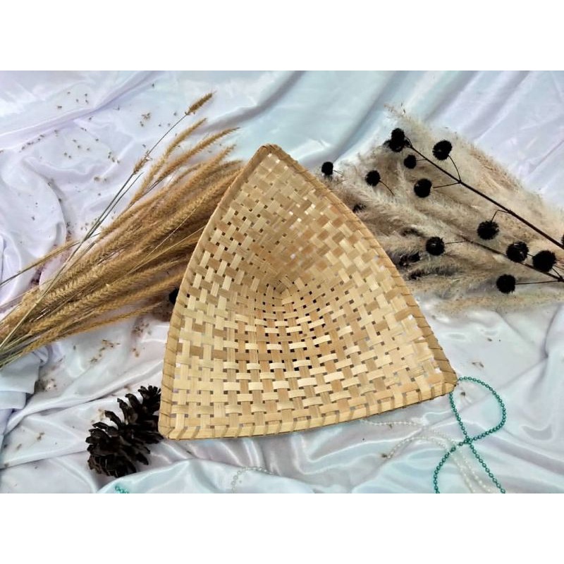 Bamboo Woven Pincuk Plate 24×30 cm / Bamboo Woven Pecel Pincuk Besek ...
