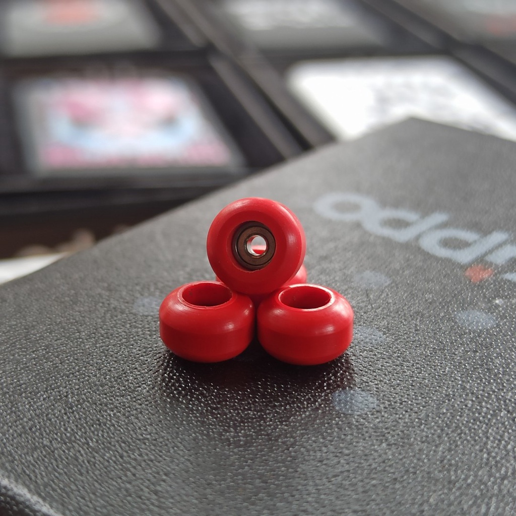 MERAH Fingerboard Wheels - single bearing Finger Board Wheel 4mm Red ...