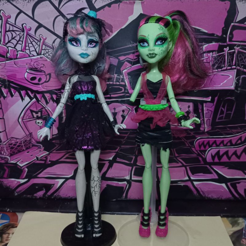 Barbie Monster Doll High Rochelle Goyle Venus McFlytrap Zombie Shake ...
