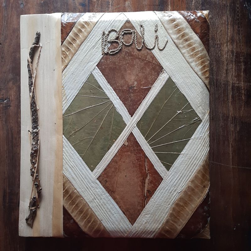 Vintage COTTAGECORE RETRO 90'S BALI PHOTO ALBUM CRAFTS NEW PHOTO ALBUM ...