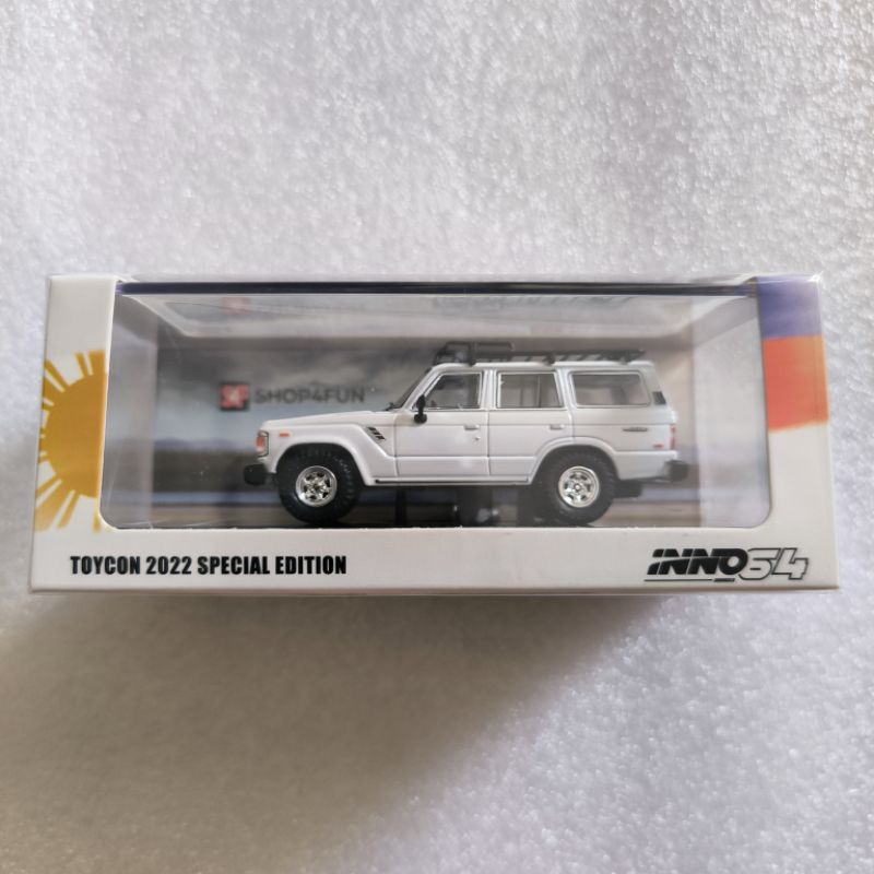Inno64 TOYOTA LAND CRUISER FJ60 WHITE WITH ROOF RACK - TOYCON 2022 ...