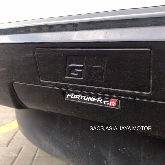 Fortuner Gr Bodykit Emblem Sticker | Shopee Malaysia