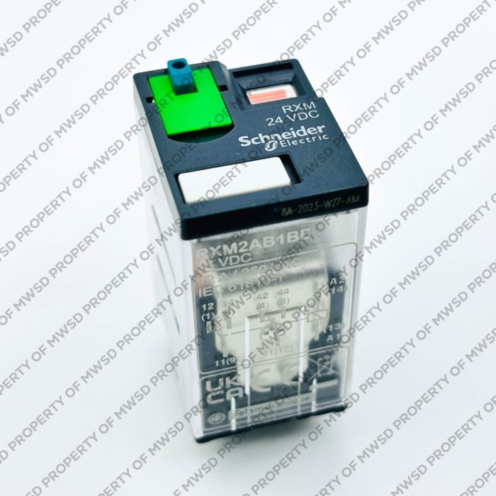 SCHNEIDER Relay PLUG IN 2CO 12A WITHOUT LED 24VDC RXM2AB1BD | Shopee ...
