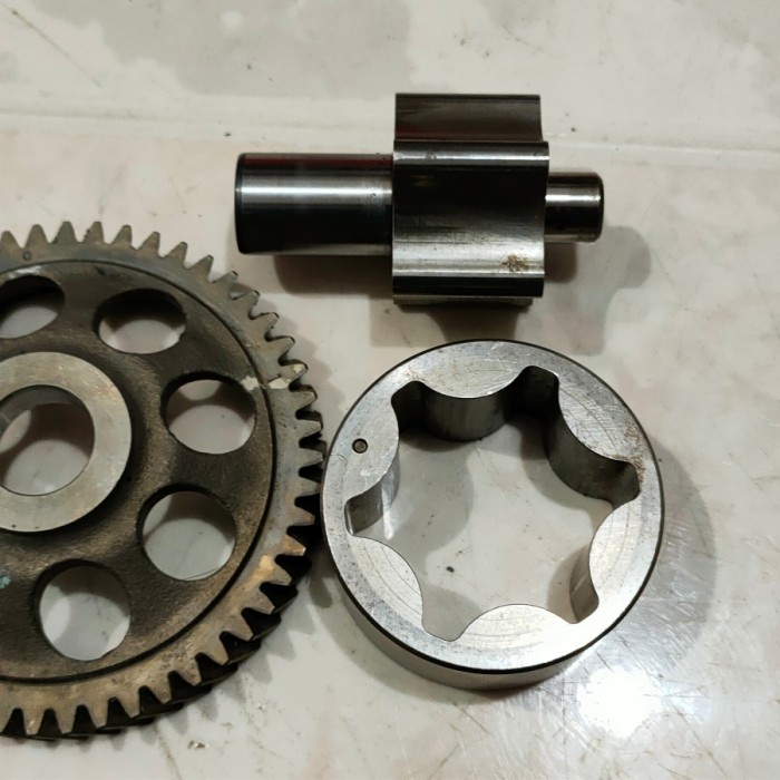 Oil Pump Oil Pump Innova Diesel Fortuner Diesel Hilux Diesel 100% ...