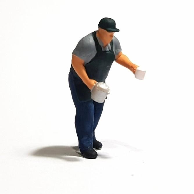 Yudi Waiter Figure 1-64 Scale Miniature Diorama - Painted | Tokonisaya ...