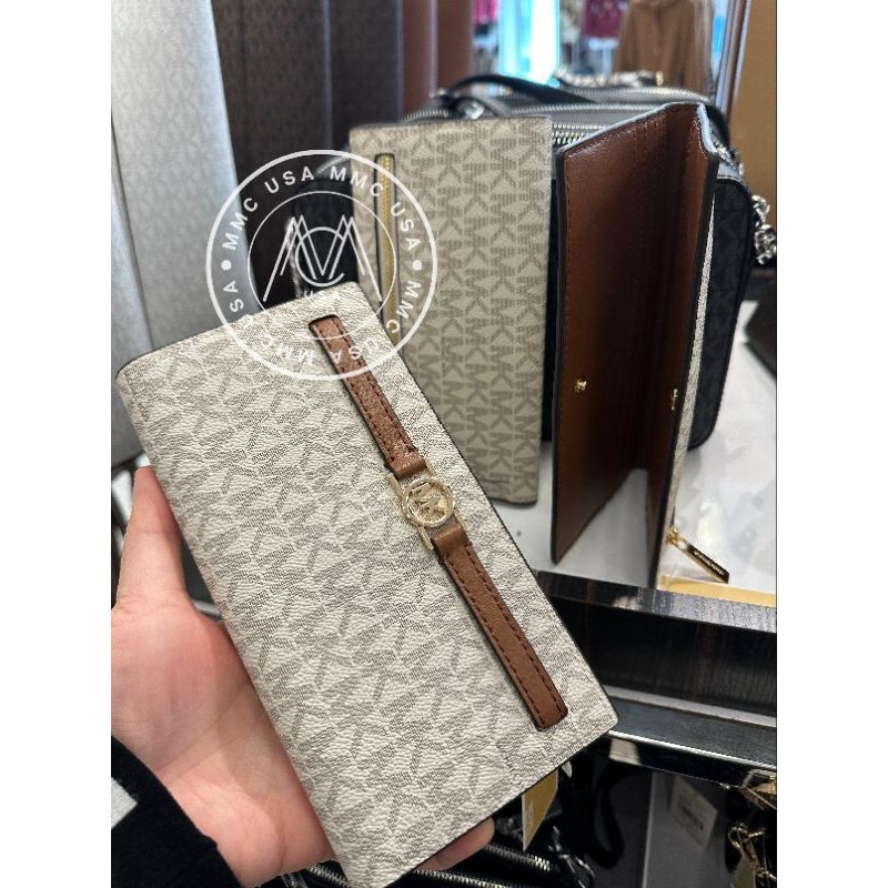 MK REED LARGE SNAP WALLET SIGNATURE NEW | Shopee Malaysia