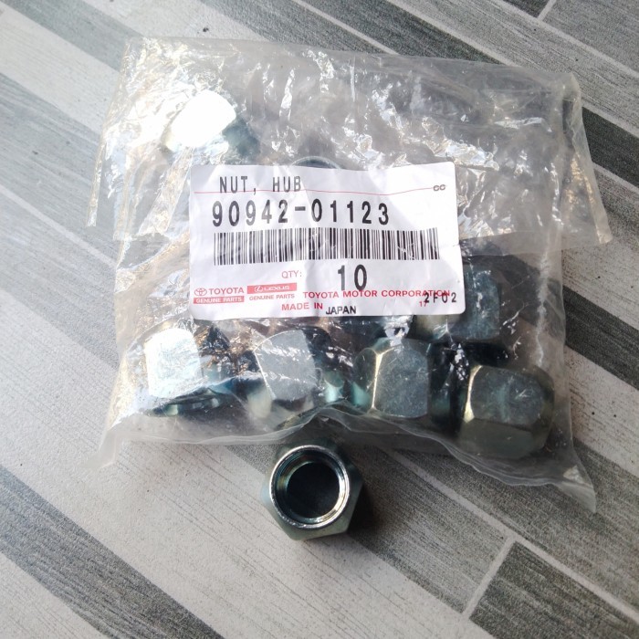 Toyota Hiace Premio Wheel Nut 90942-01123 | Shopee Malaysia