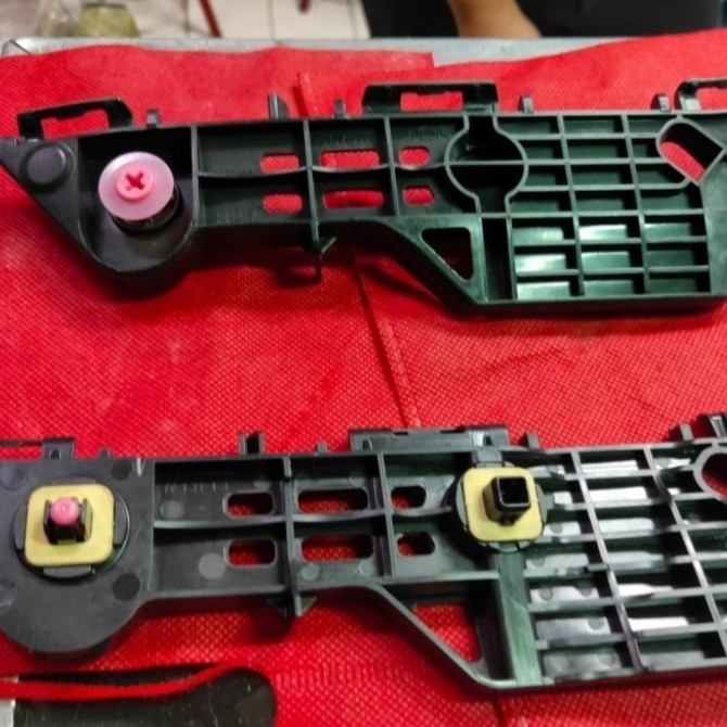 Original Toyota sienta front bumper Bracket | Shopee Malaysia