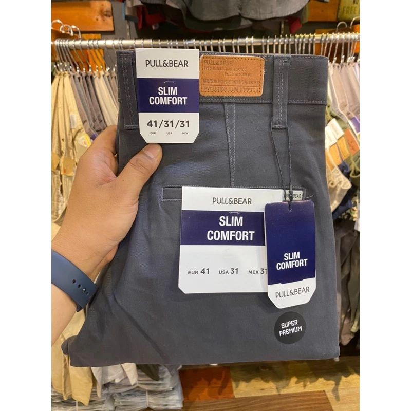 Pull & bear men's slim fit long Chino pants made of Stretch material ...