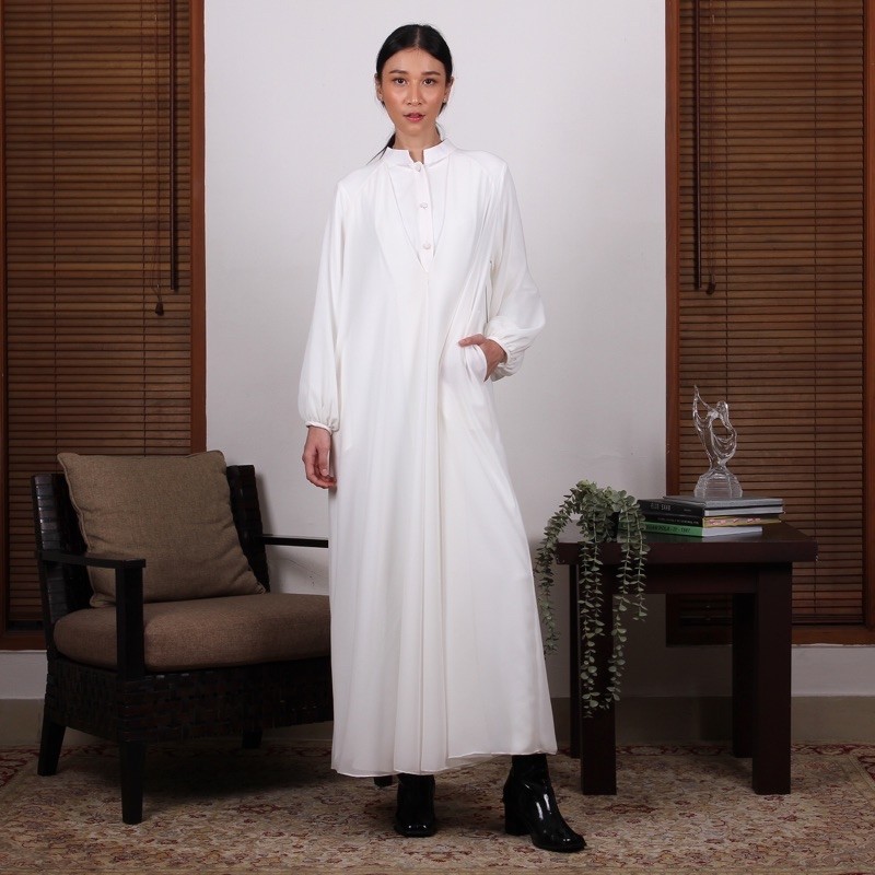 Itang Yunasz RTW - Rainee Raglan Dress White | Shopee Malaysia
