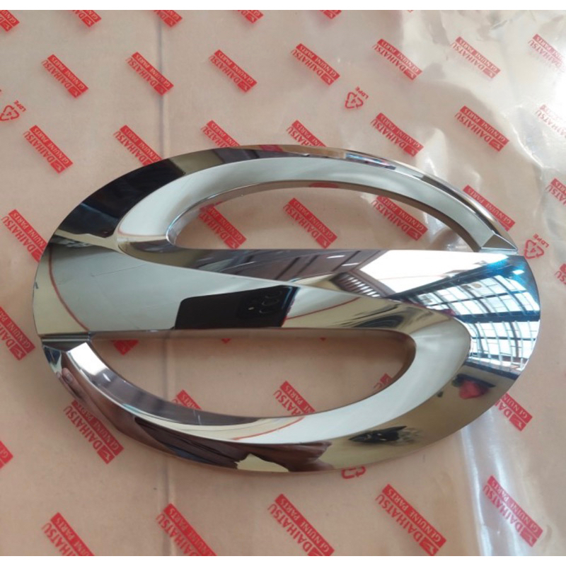 Original Sigra Front Logo Emblem | Shopee Malaysia