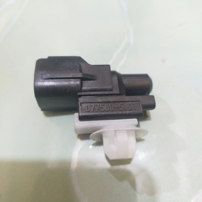 Original Innova Reborn Fortuner VRZ Hilux Outside Temperature Sensor ...