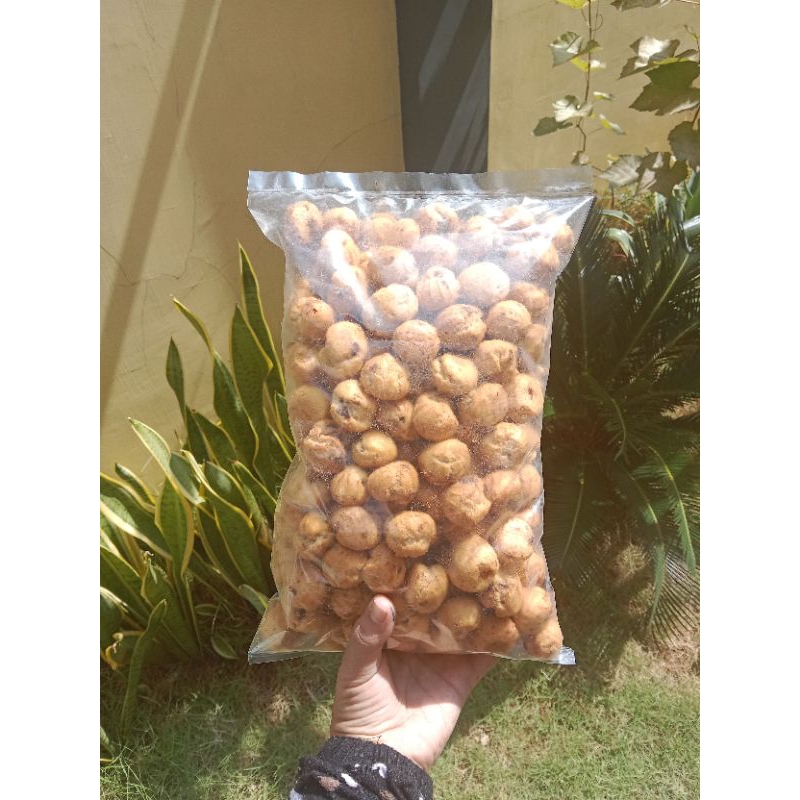 Melted Chocolate Soes 1KG Dry Soes Filled with Crispy Kilo Chocolate ...