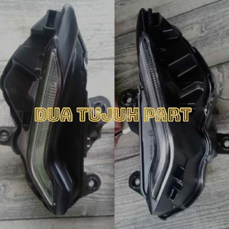 Original yamaha r15 v4 2021 And Up Right And Left Twilight Lights ...